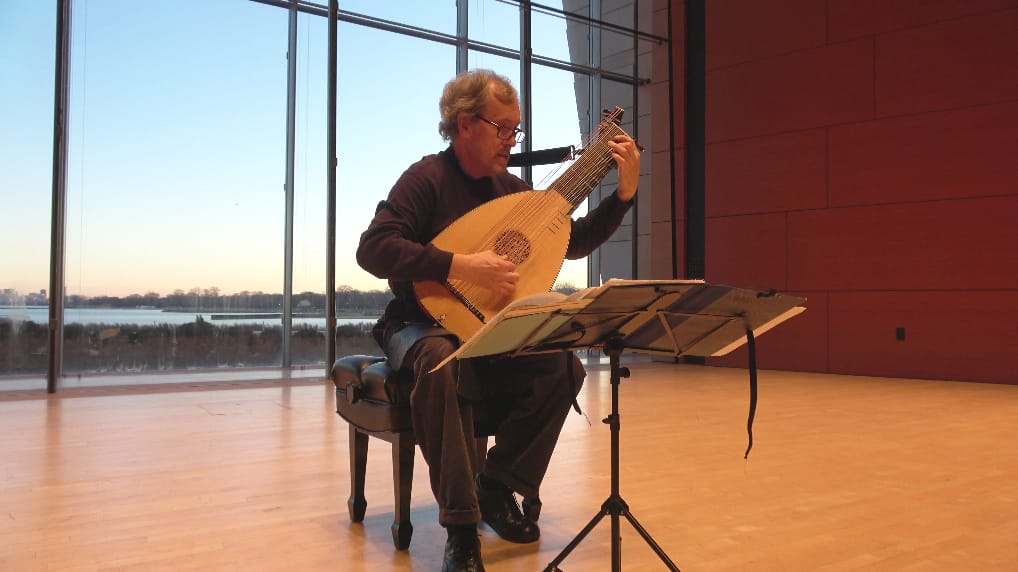 VIDEO | Lute 101 with Nigel North | WFMT