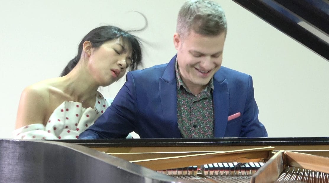 VIDEO | Anderson & Roe Piano Duo play four-handed arrangements of ...