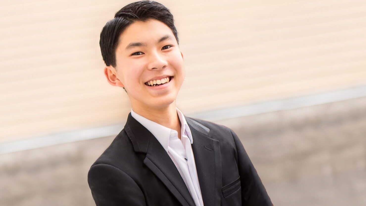 Video: Young Artist Elliot Wuu Plays Essential Early Beethoven and ...