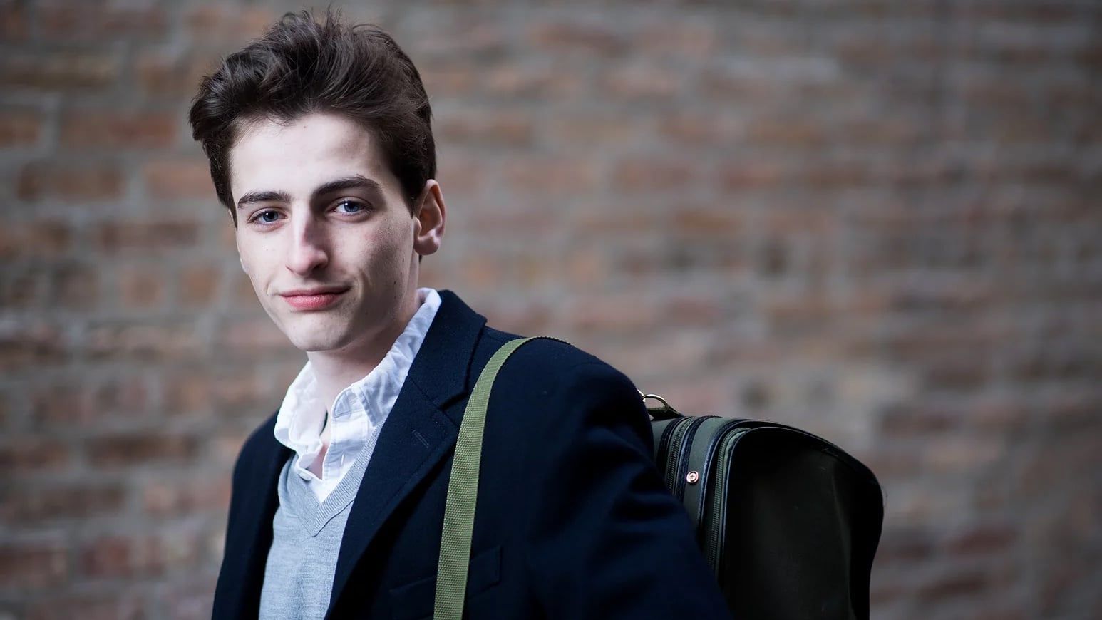 Video: Ascendant Violinist Joshua Brown Plays Debussy, Wieniawski, and ...