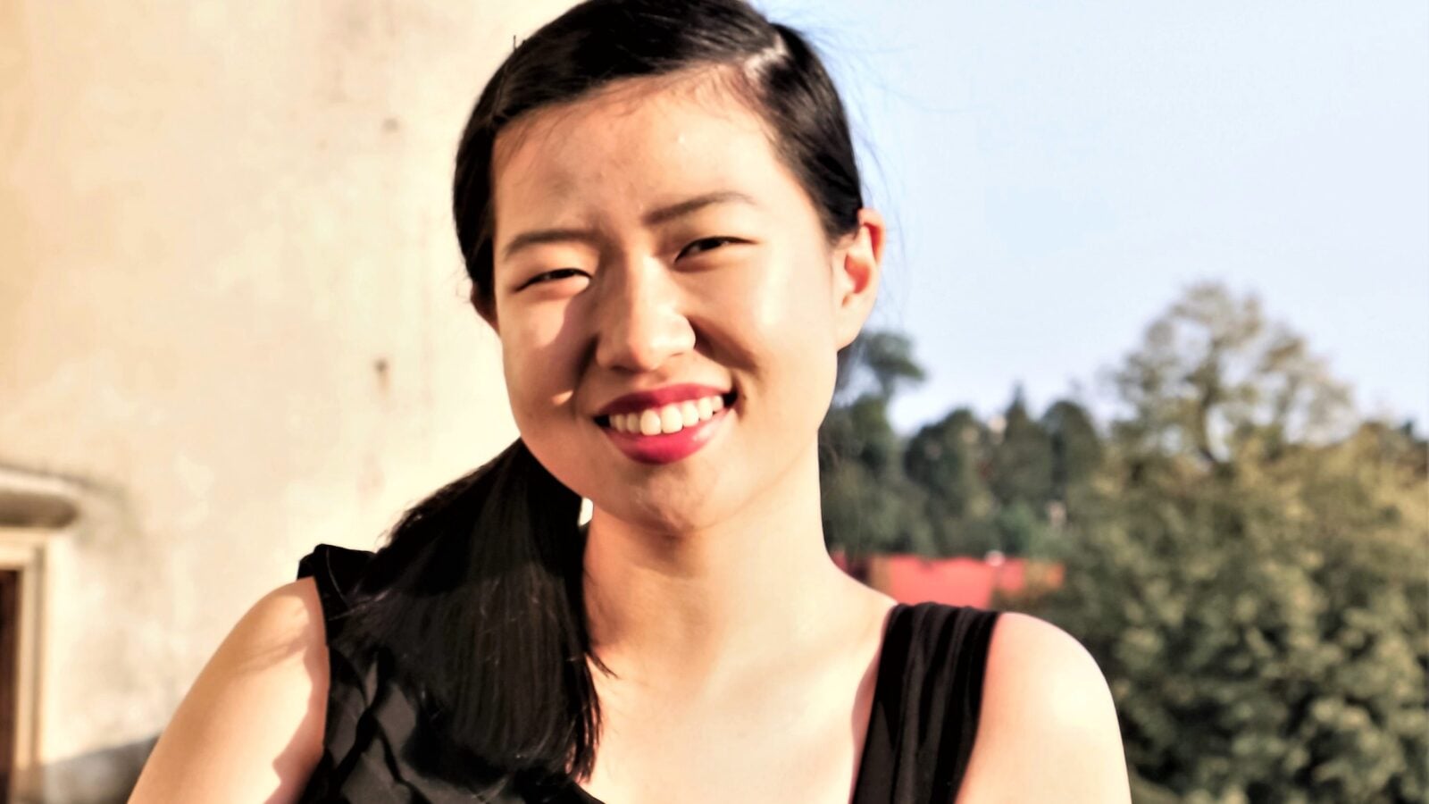 Video: Pianist Kimberly Han, 18, Plays Bach, Haydn, Chopin | WFMT