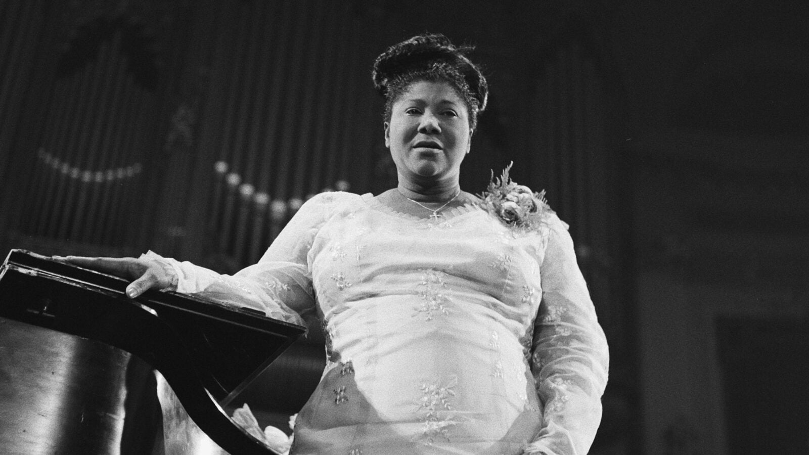 “High Priestess” or “Master of an Art of Singing”? Changing the ...