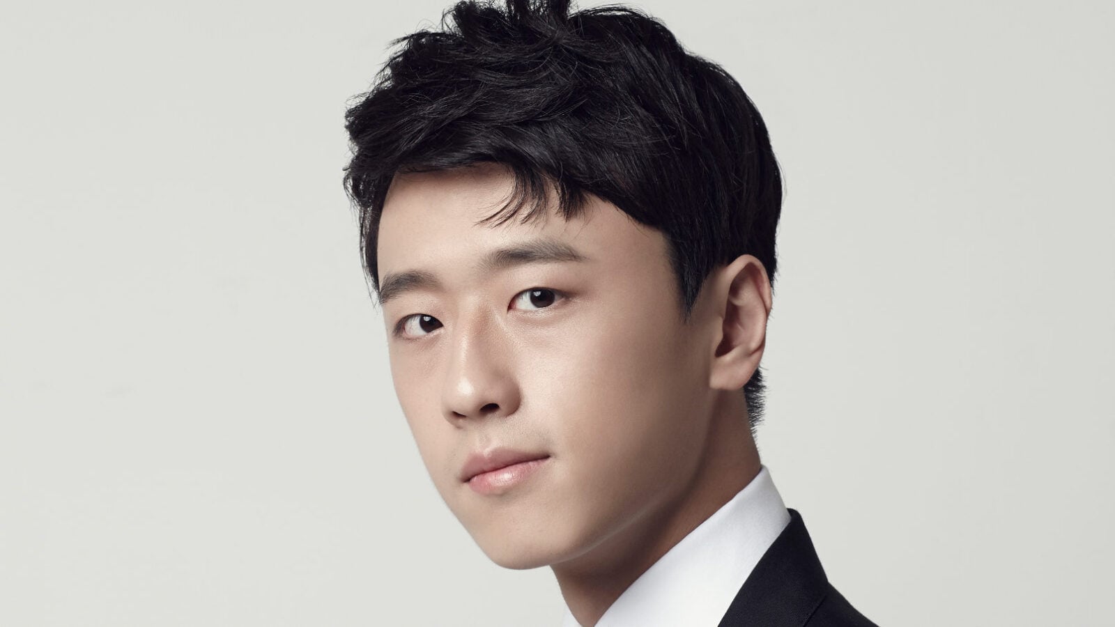 Video: Pianist Taek Gi Lee Shares a Dynamic Recital of Beethoven and Liszt | WFMT