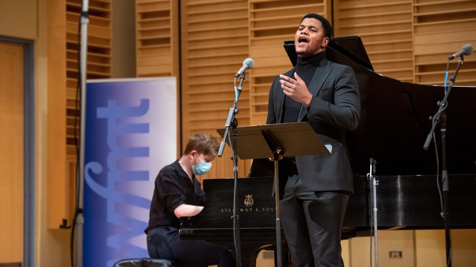 Video: WFMT's Bach to School Virtual Assembly with the Ryan Opera ...