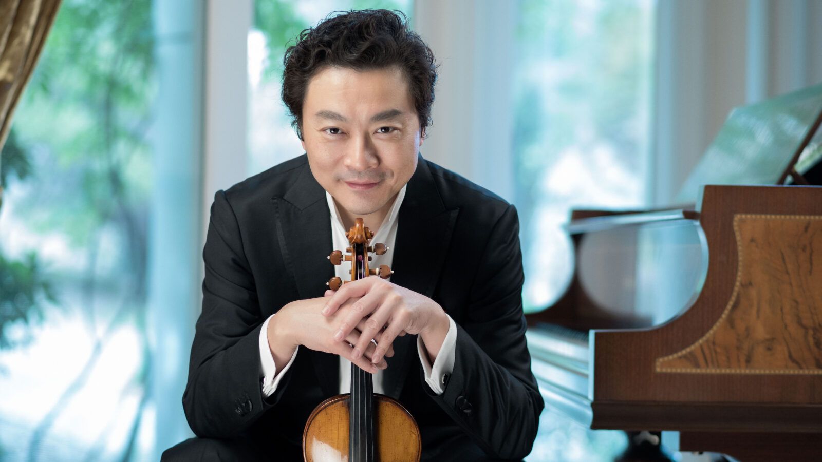 Bach, Beethoven, He Zhanhao, Chen Gang, Verdi, Julian Yu, and Strauss ...