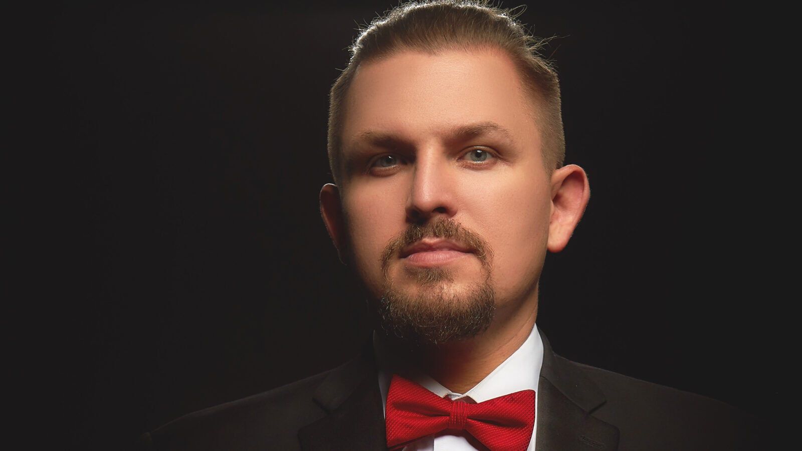 Singer driven from Belarus for speaking out tries to rebuild | WFMT