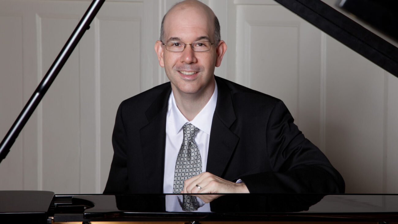 Matthew Hagle, piano | WFMT