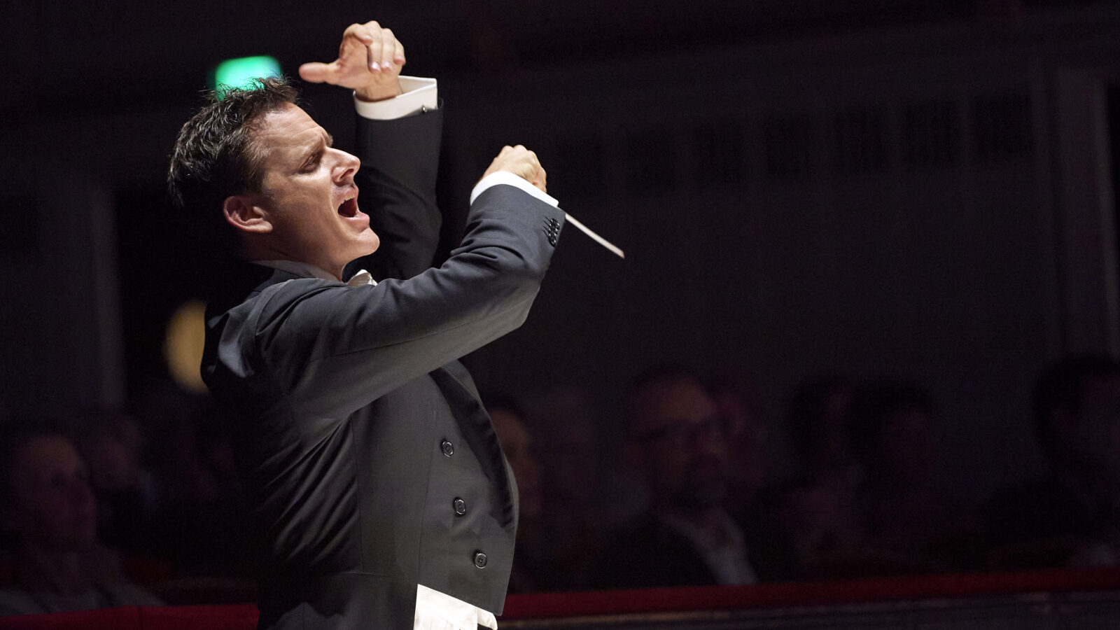 Philippe Jordan Conducts Britten’s War Requiem | WFMT