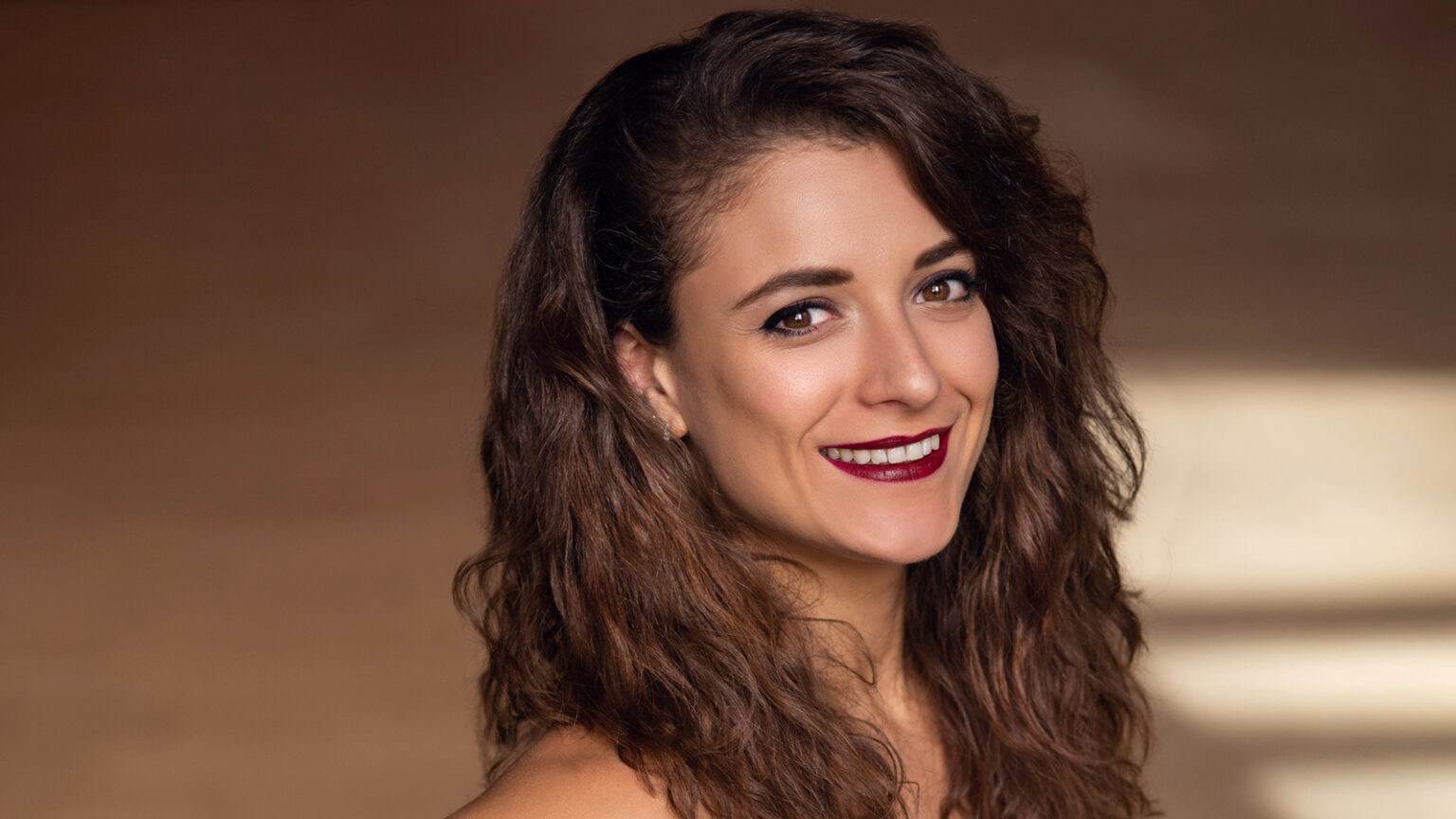 Milena Pajaro-van de Stadt, viola | WFMT