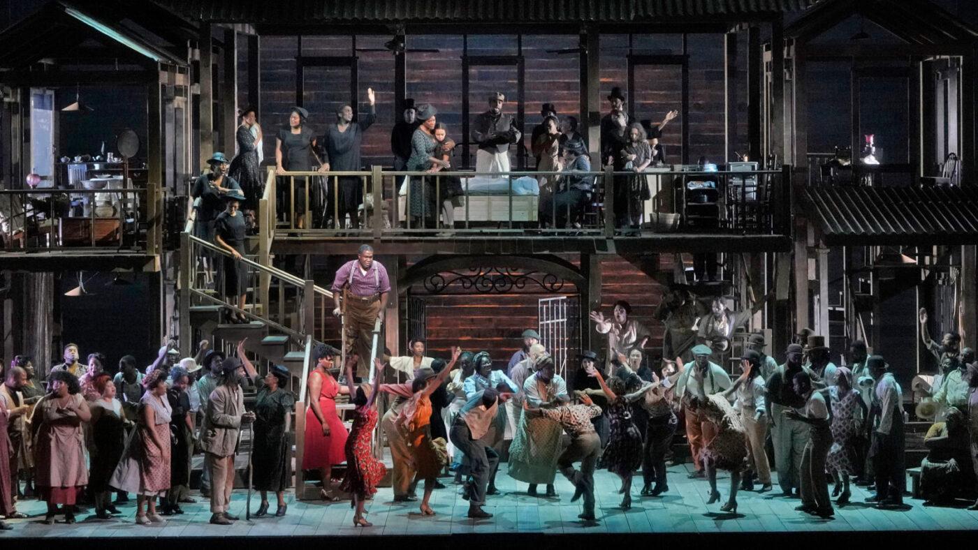 Met '25-'26 Season: Bates, Frank, Saariaho, & 3 New Productions | WFMT