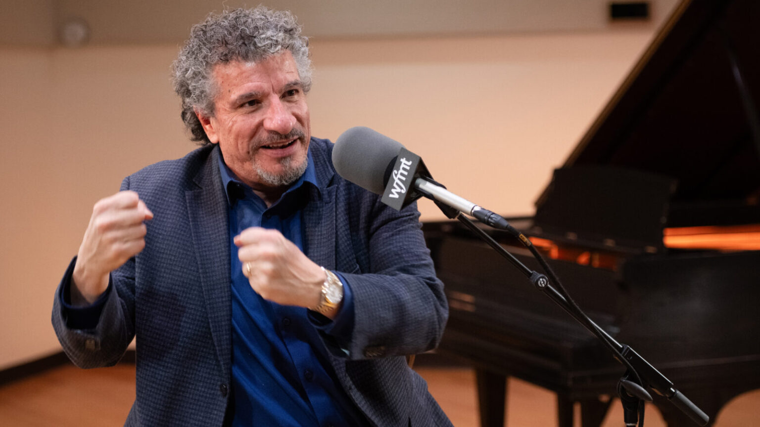 WFMT | Chicago's Classical & Folk Music Radio Streaming Online